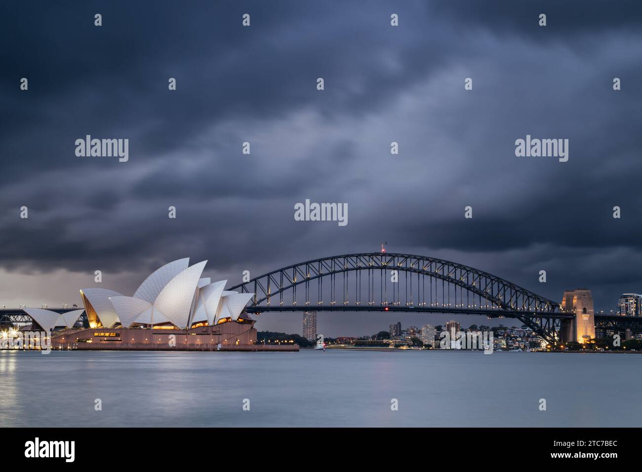Sydney opera house in rain hi-res stock photography and images - Alamy