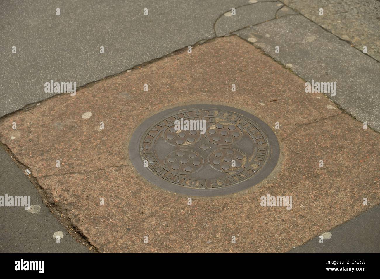 London pavement plaque Stock Photo - Alamy
