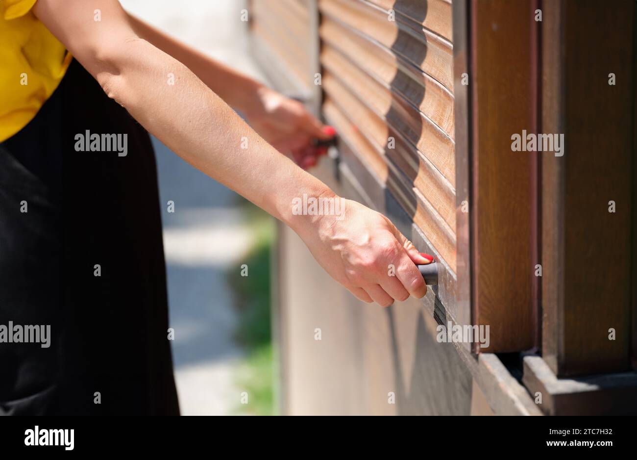 Security shutters closing hi-res stock photography and images - Alamy