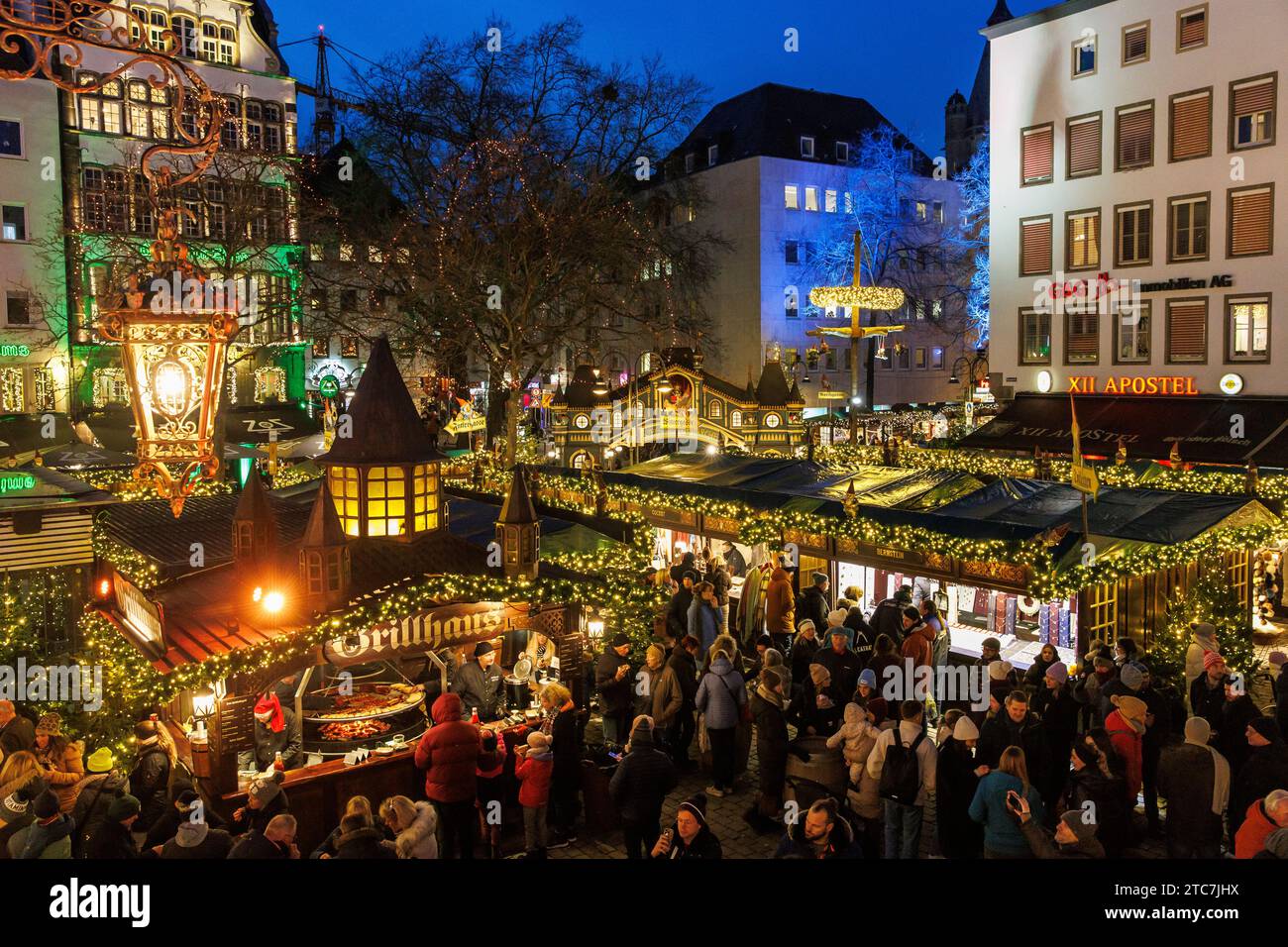 the Christmas market Heinzels Wintermaerchen at the Heumarkt in the ...