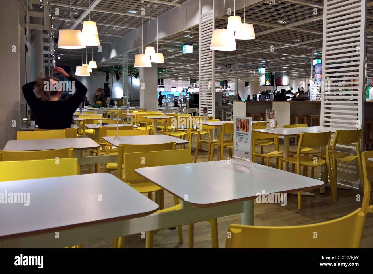Ikea Restaurant. In Ikea Einrichtungshäusern gibt es je ein Restaurant ...