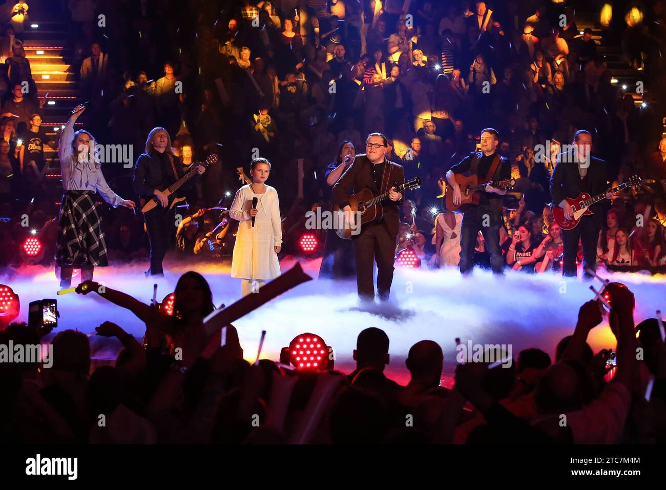 Angelo Kelly mit seiner Tochter Emma und der Kelly Family - ARD ...