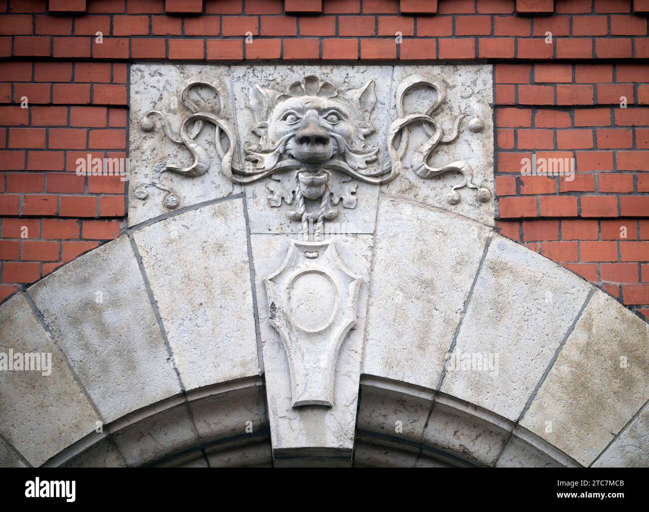Keystone architecture hi-res stock photography and images - Alamy