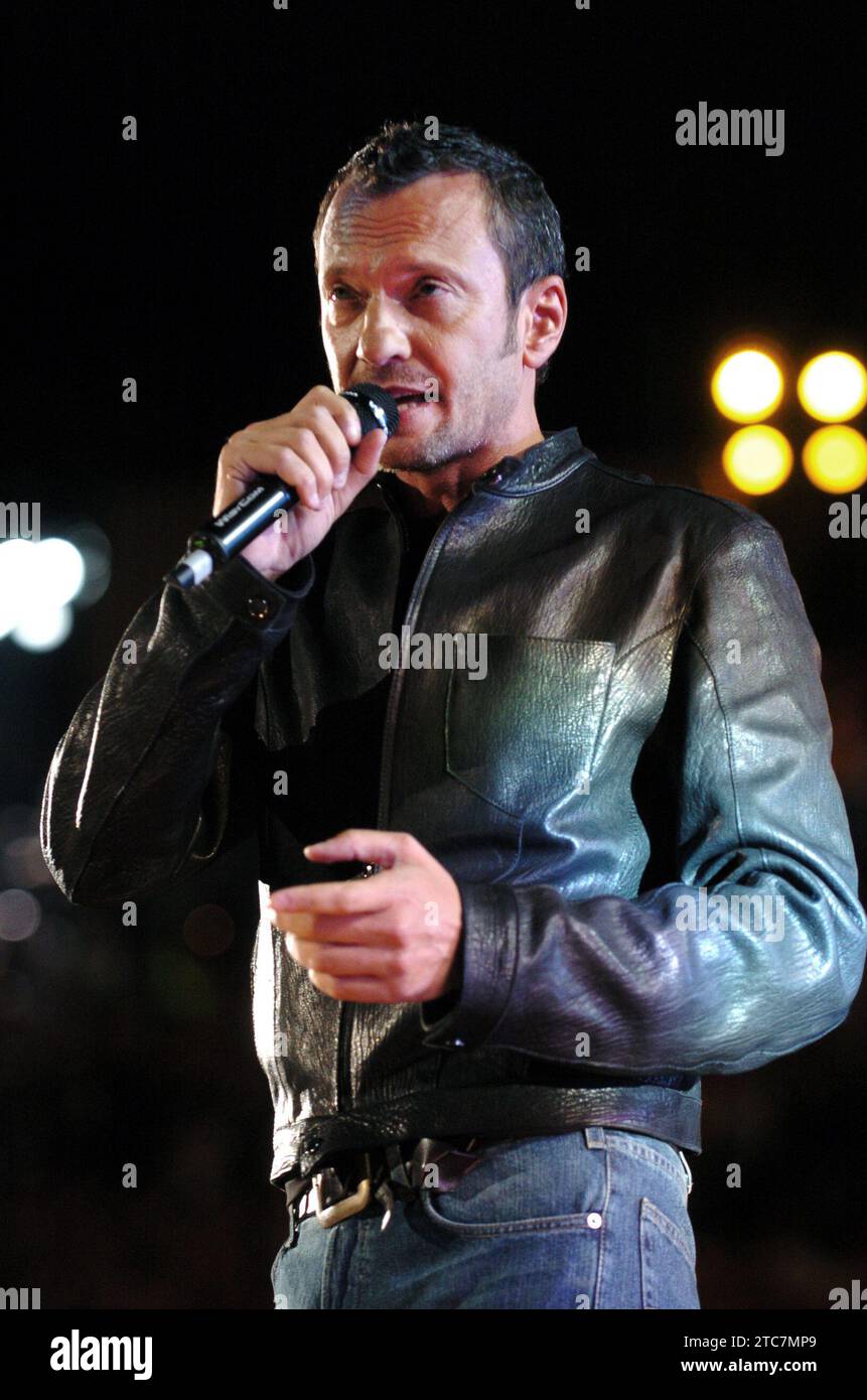 Antonacci photographs 2004 hi-res stock photography and images - Alamy