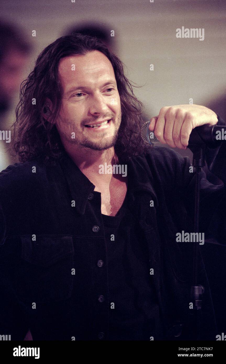 Biagio antonacci 1997 hi-res stock photography and images - Alamy