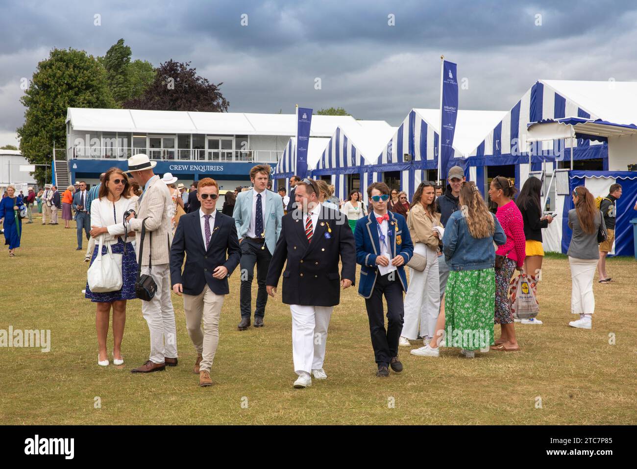 UK, England, Berkshire, Henley Royal Regatta, spectators in Boat tent ...