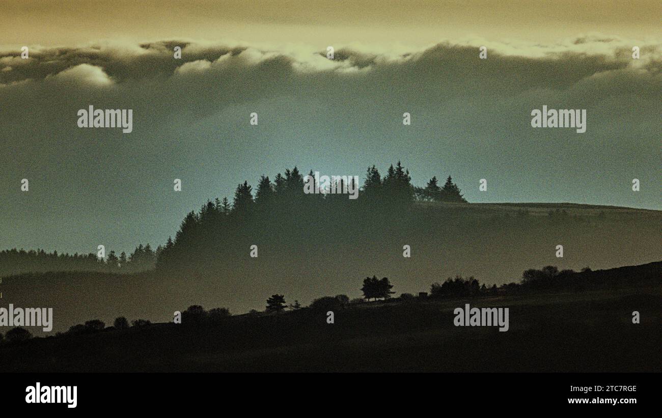 Glasgow, Scotland, UK. 11th December, 2023. UK Weather: Cloudy ...