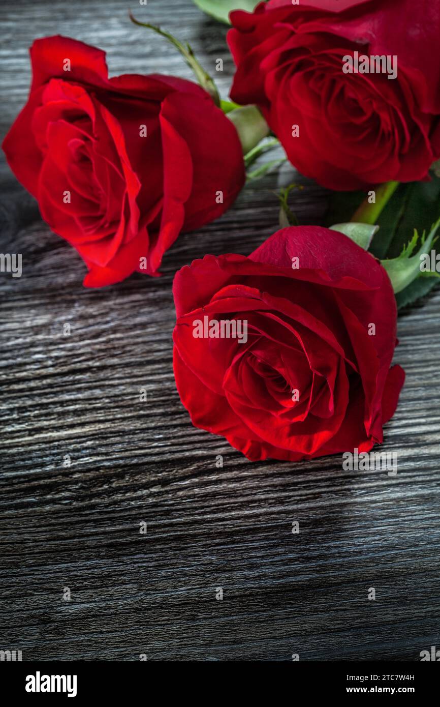 Bunch aromatic red roses hi-res stock photography and images - Alamy