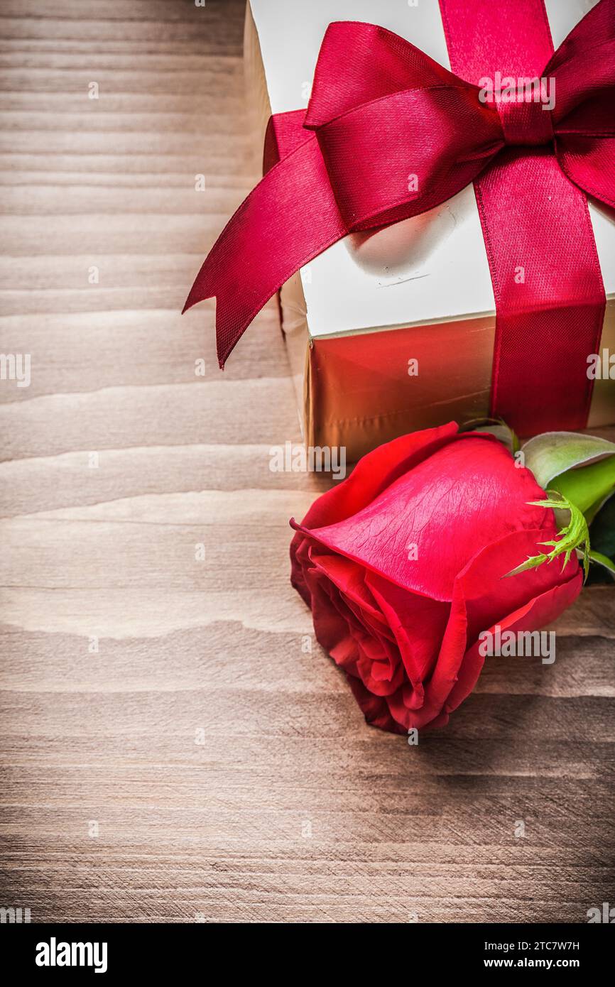 Expanded present hi-res stock photography and images - Alamy