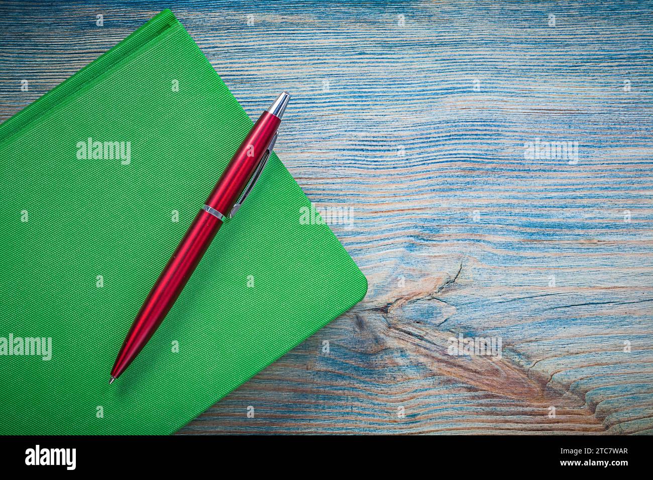 Closed orange notebook hi-res stock photography and images - Alamy