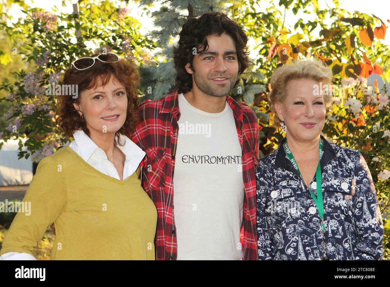 Susan Sarandon, Adrian Grenier and Bette Midler attend Bette Midler's ...