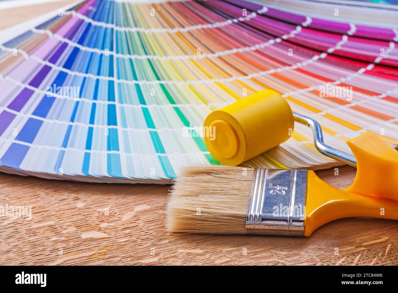 Pantone color palette guide hi-res stock photography and images - Alamy
