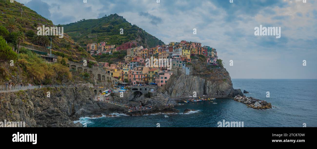 Manarola panorama hi-res stock photography and images - Alamy
