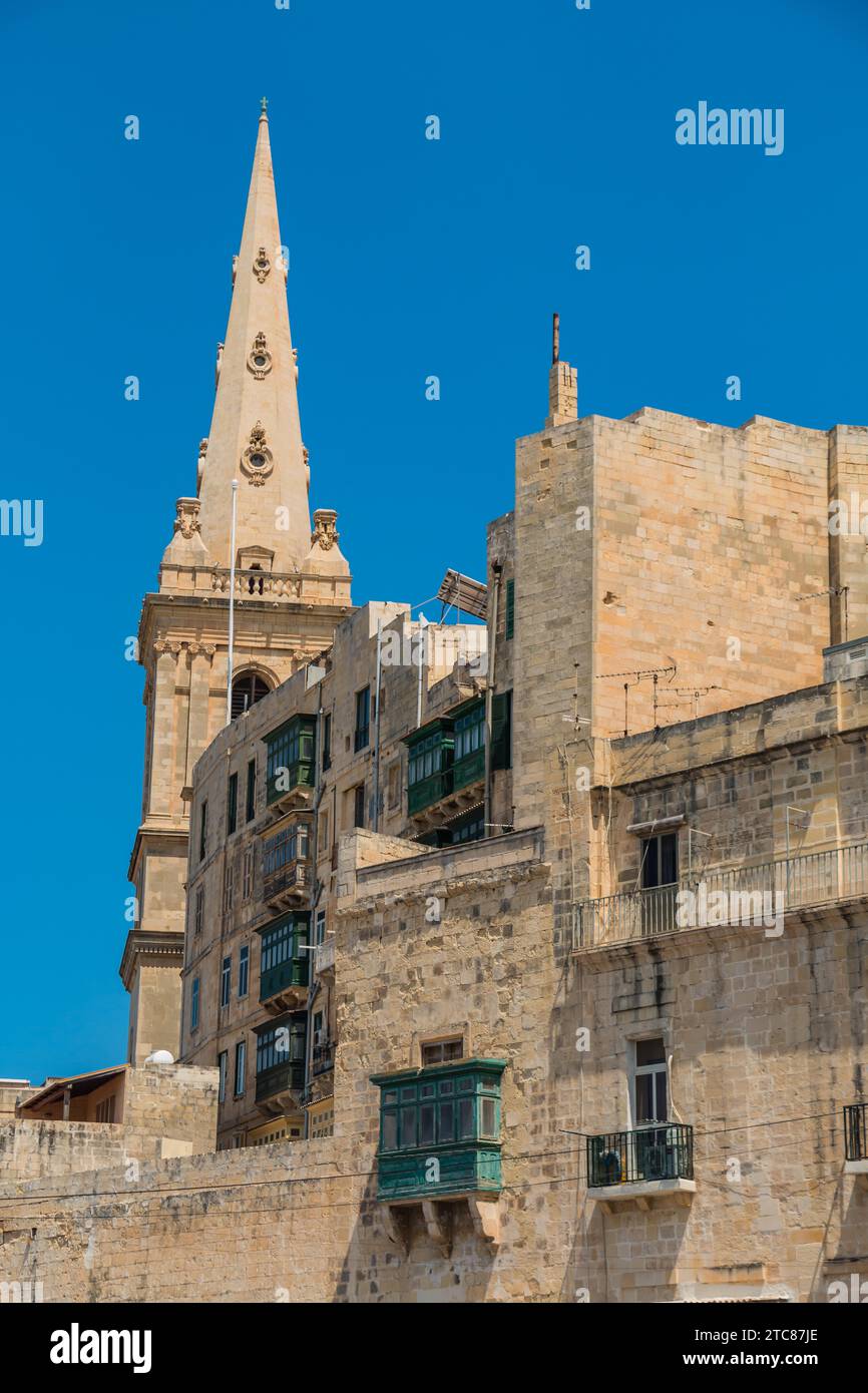 A picture of the beige facades of Valletta Stock Photo - Alamy