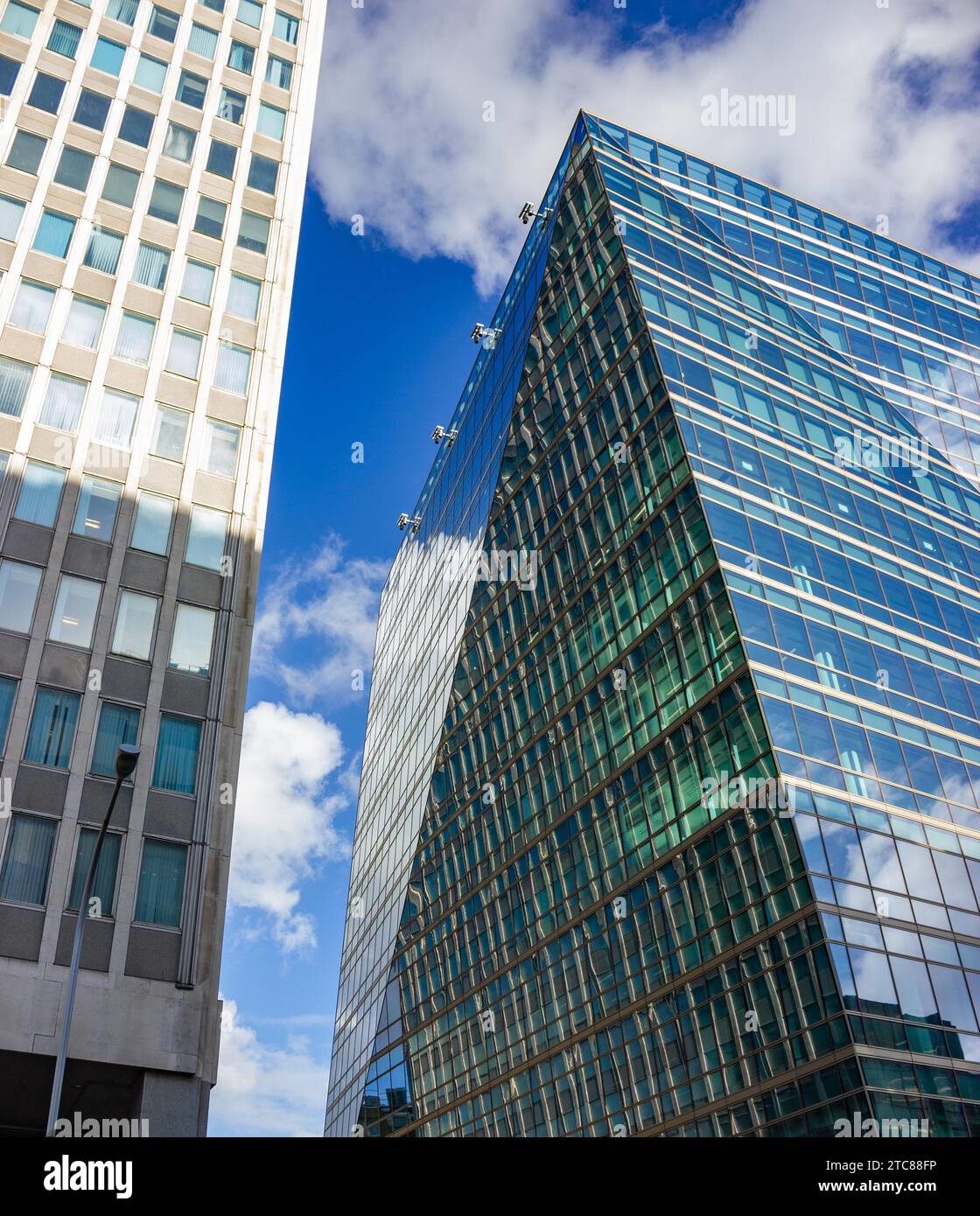 Triangular building architecture england hi-res stock photography and ...