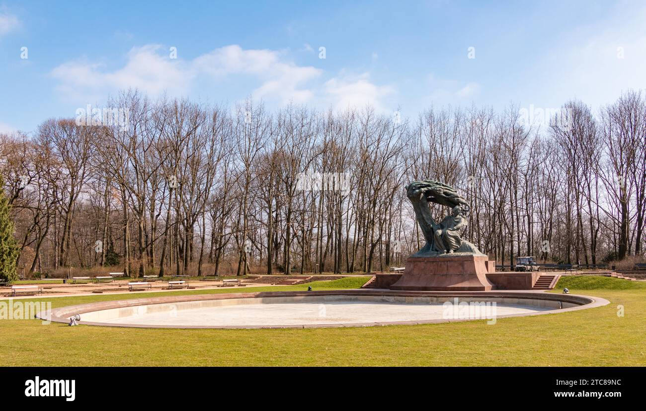 A picture of the Chopin Monument, in Warsaw's ?azienki Park Stock Photo ...