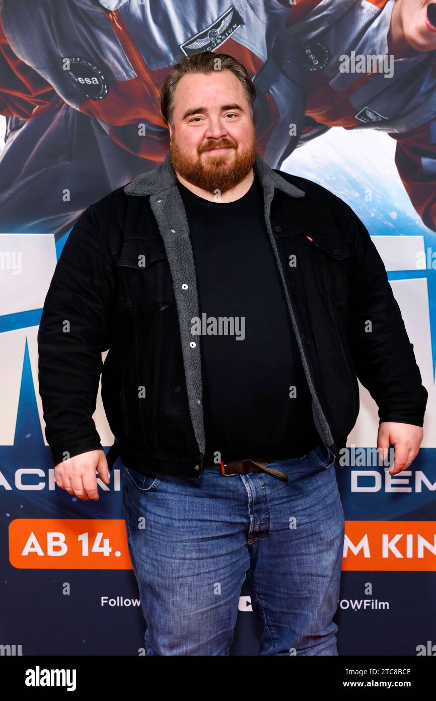 Schauspieler Tristan Seith bei der Premiere des Films WOW Nachricht aus ...