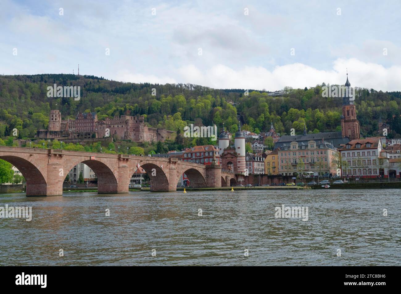 View of the old castle and the Karl Theodor Bridge, Heidelberg ...