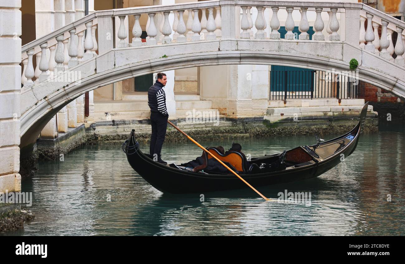 Gondola, Gondoliere, Gondel, Gondolas, Venedig. Rudern, Romantisch ...