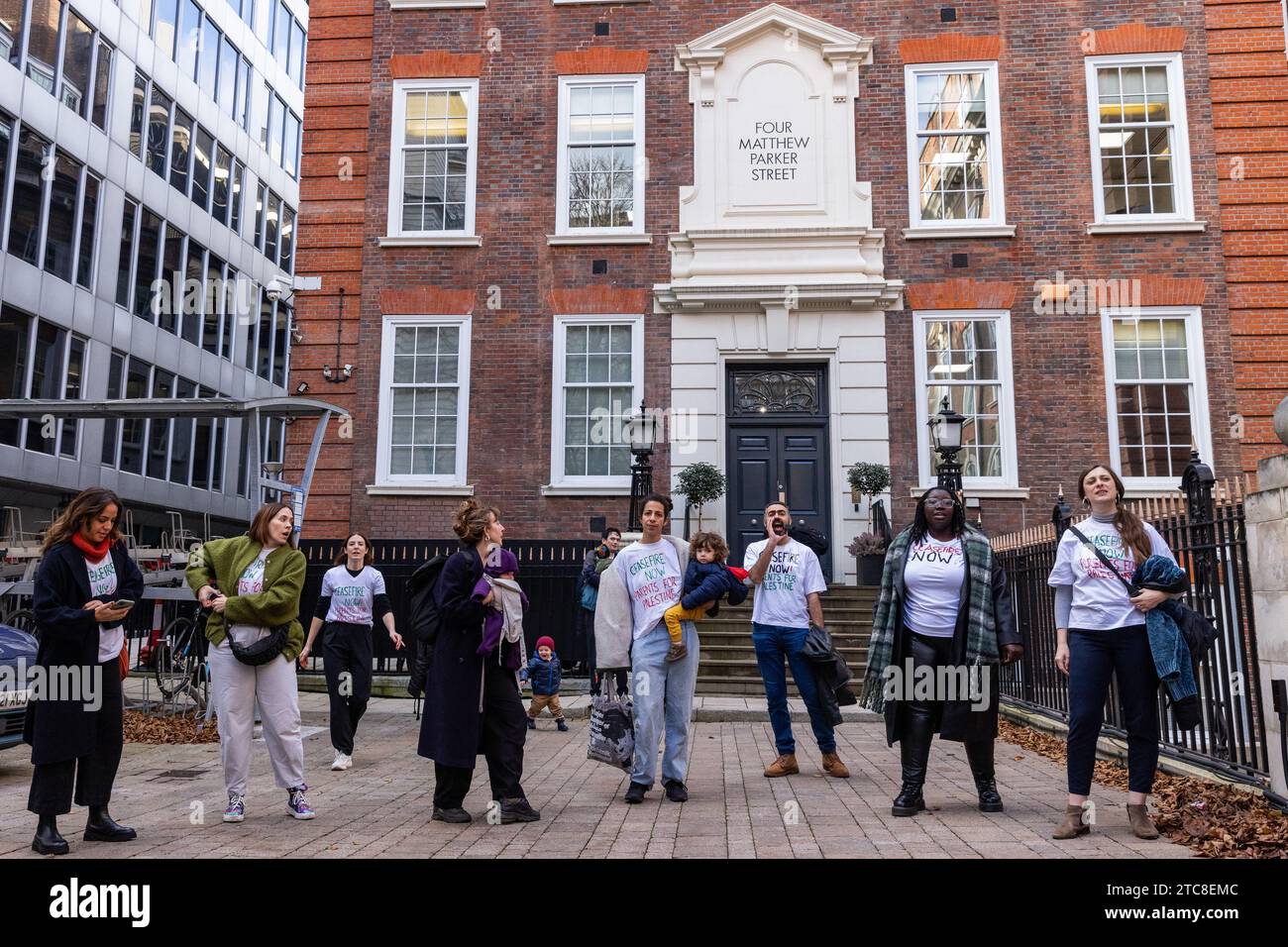 London, UK. 11th December, 2023. Parents For Palestine attempt to ...
