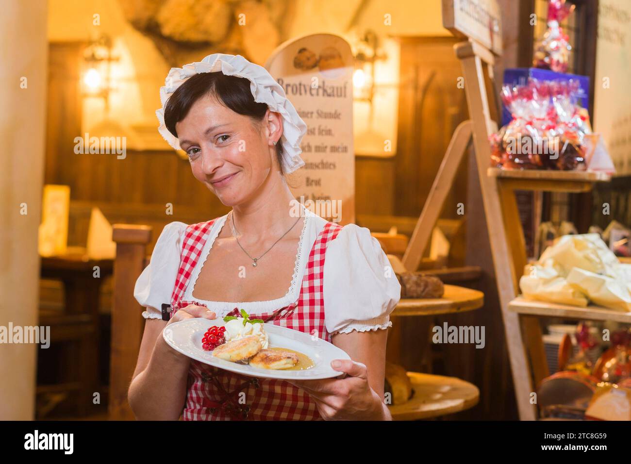 Saxon traditional costume hi-res stock photography and images - Alamy