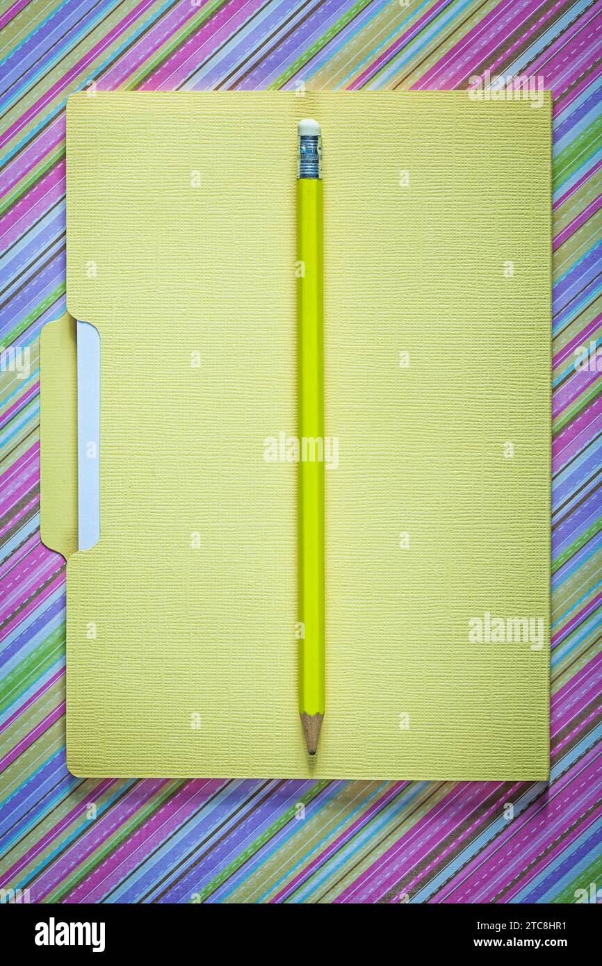 Manila folder full hi-res stock photography and images - Alamy