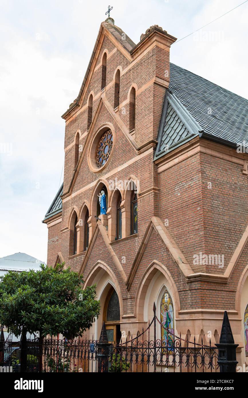 travel to Georgia - building of Cathedral of the Assumption of the ...