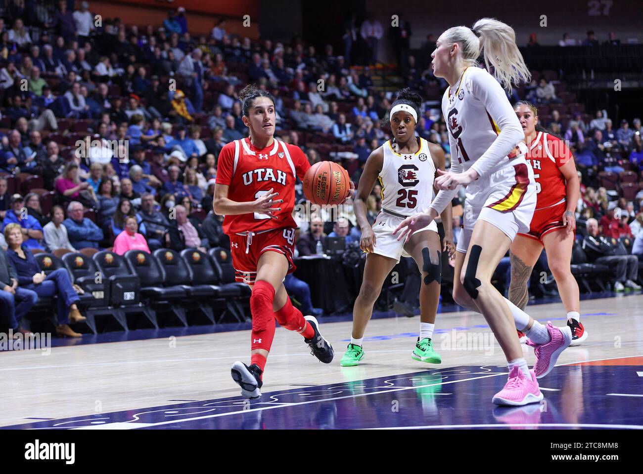 UNCASVILLE, CT - DECEMBER 10: Utah Utes guard Ines Vieira (2) drives to ...
