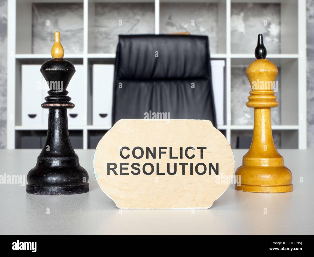 Chess kings and words conflict resolution Stock Photo - Alamy