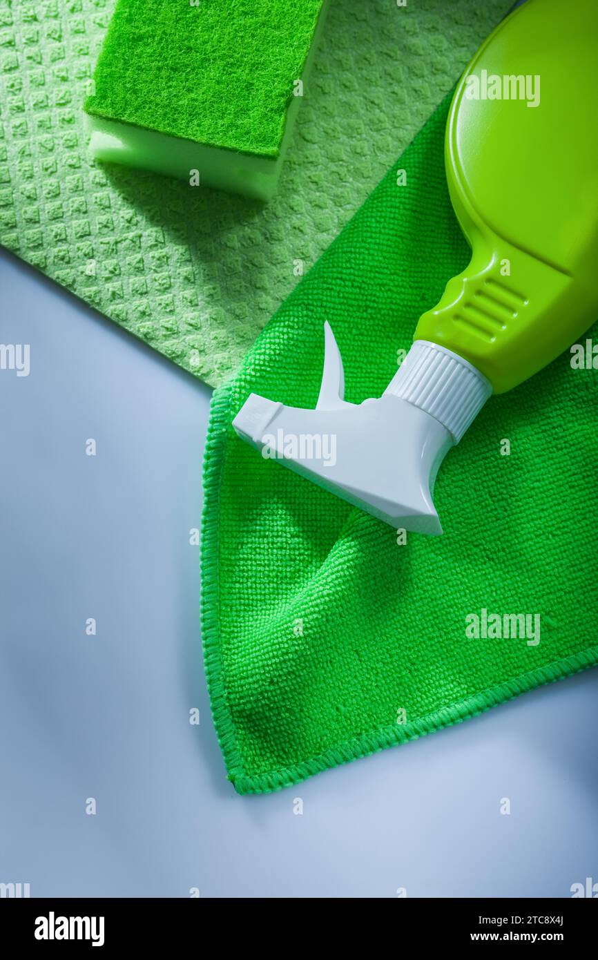 Cleaning spray cloth hi-res stock photography and images - Alamy