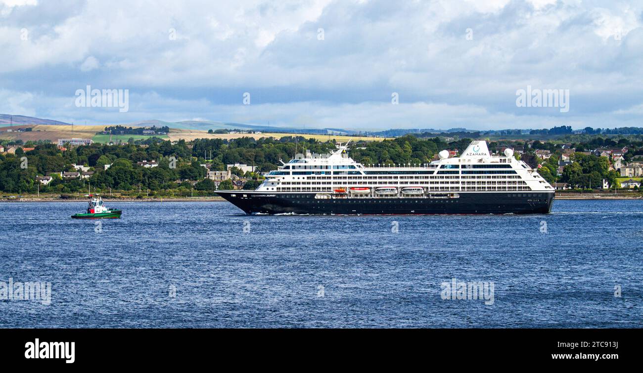 Renaissance class cruise ship hi-res stock photography and images - Alamy