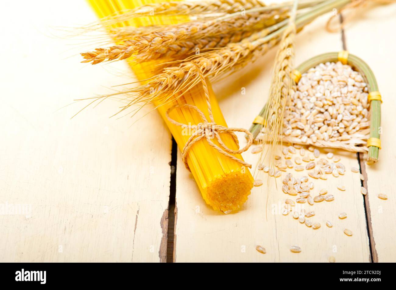 Organic Raw italian pasta and durum wheat grains crop Stock Photo - Alamy