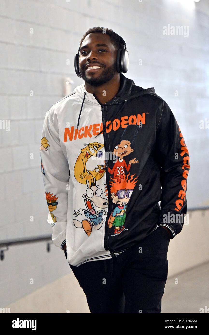 Las Vegas Raiders linebacker Divine Deablo arrives before an NFL ...