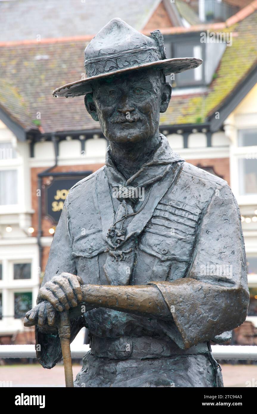 This bronze statue by sculptor David Annand, of Robert Baden-Powell ...