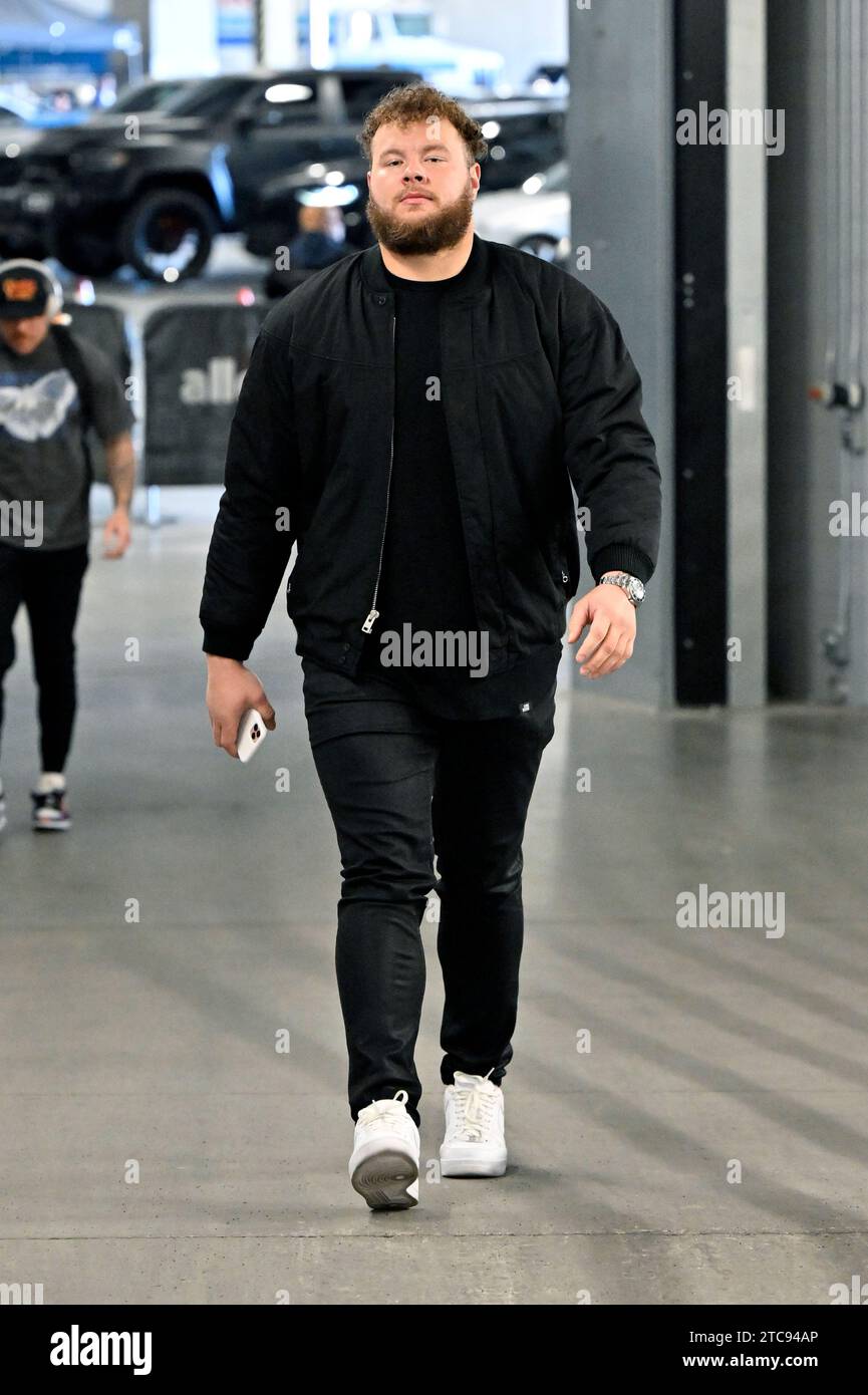 Las Vegas Raiders center Andre James arrives before an NFL football ...