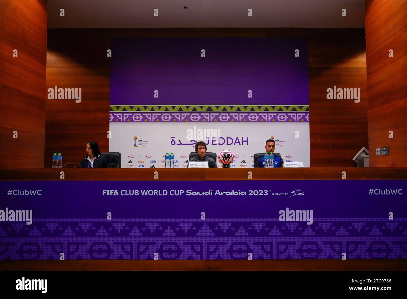 Auckland City's head coach Albert Riera, center, and Auckland City's ...