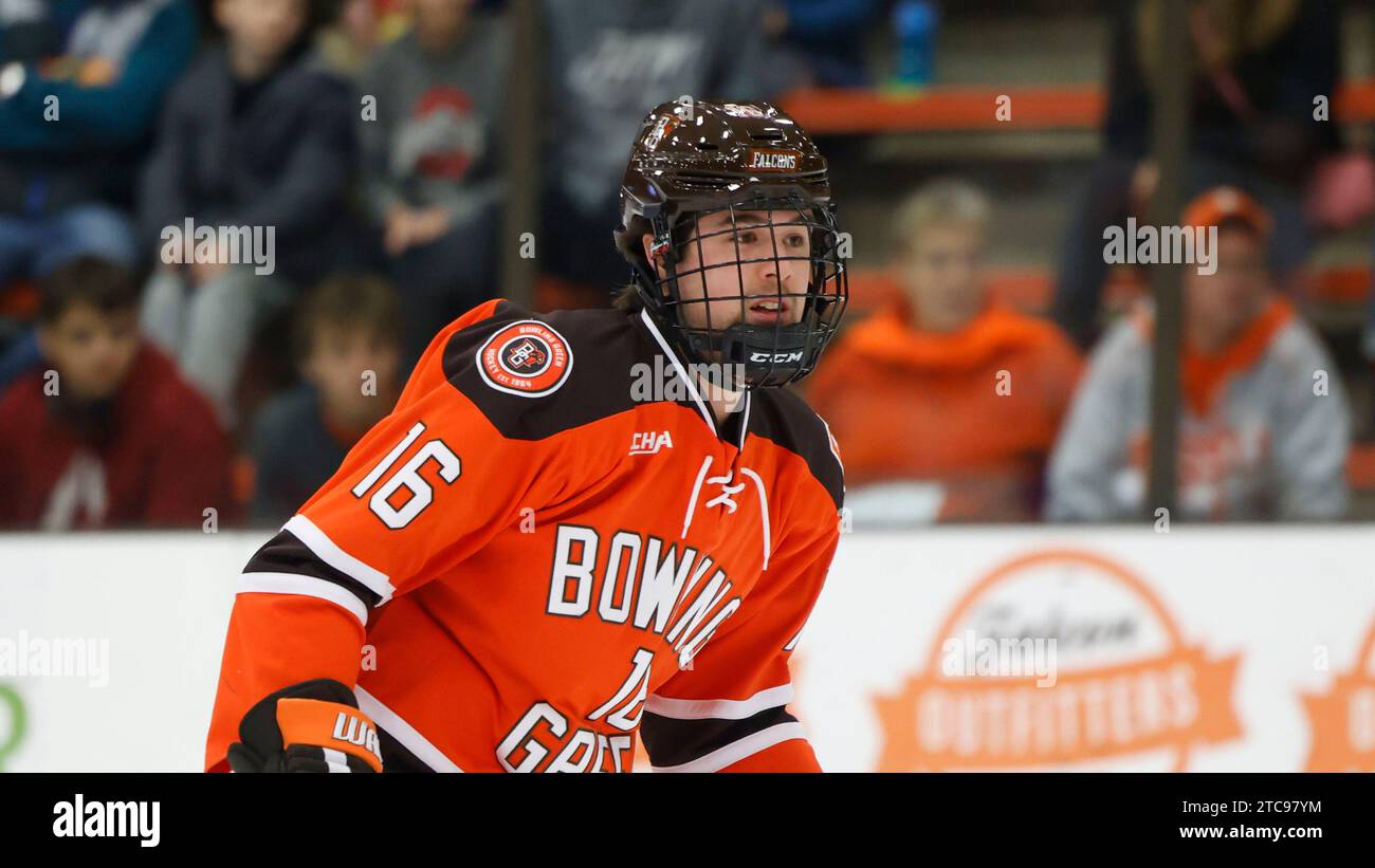Bowling Green forward Brayden Krieger (16) skates against the Ferris St ...