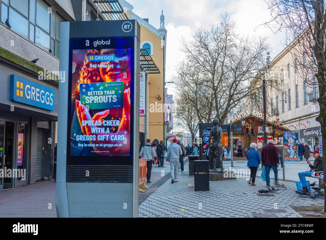 Digital billboard the queen hi-res stock photography and images - Alamy