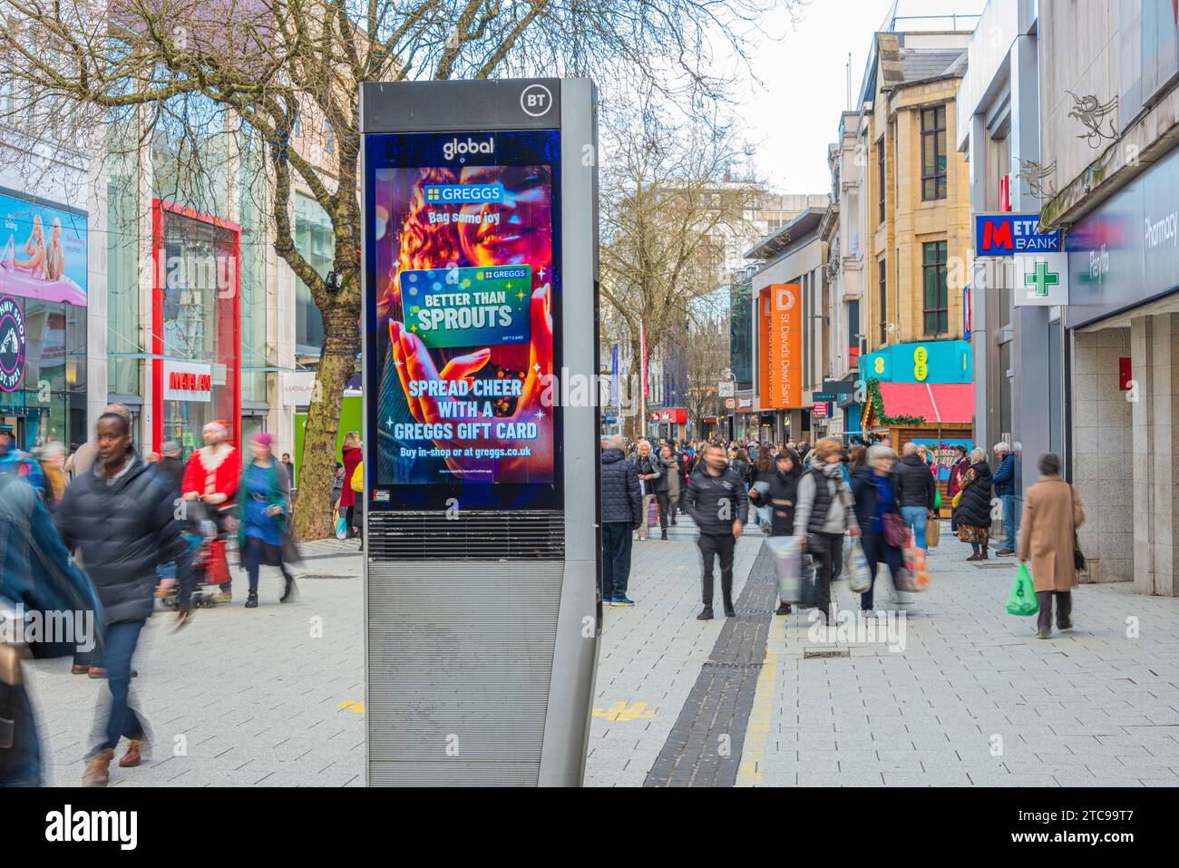 Digital Advertising screen on Cardiff Queen Street Stock Photo - Alamy