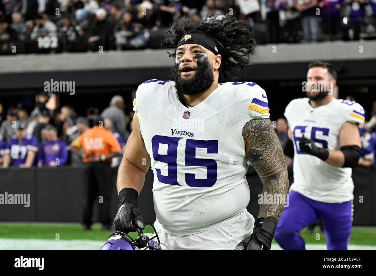 Minnesota Vikings defensive tackle Khyiris Tonga takes the field for ... Minnesota Vikings defensive tackle Khyiris Tonga takes the field for ...