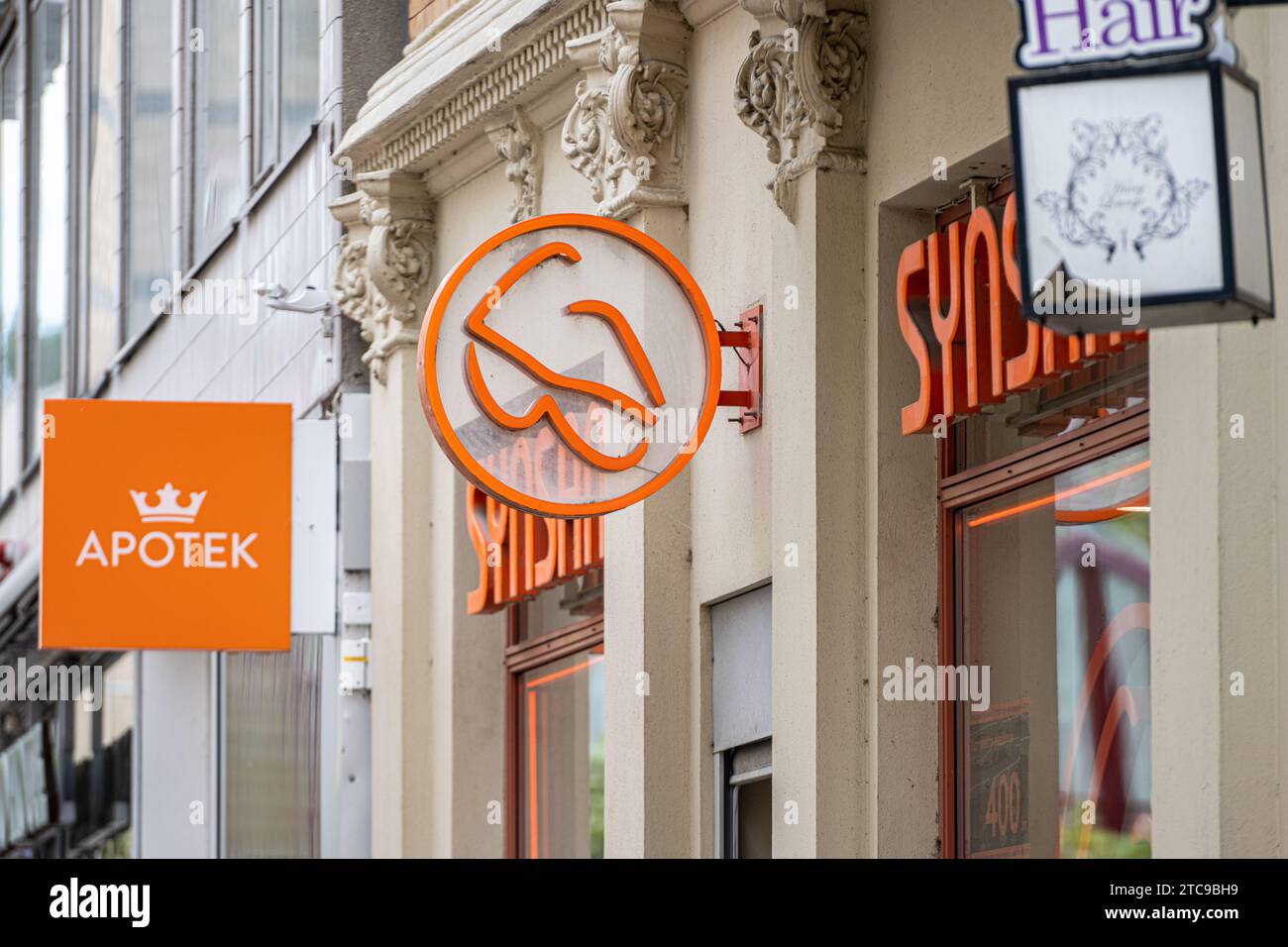 Synsam logo hi-res stock photography and images - Alamy