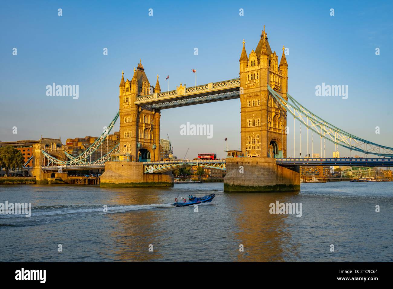 Looking downstream hi-res stock photography and images - Alamy