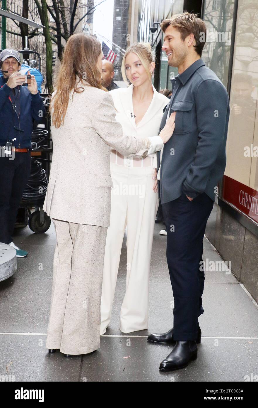 New York, NY, USA. 11th Dec, 2023. Drew Barrymore, Sydney Sweeney and ...
