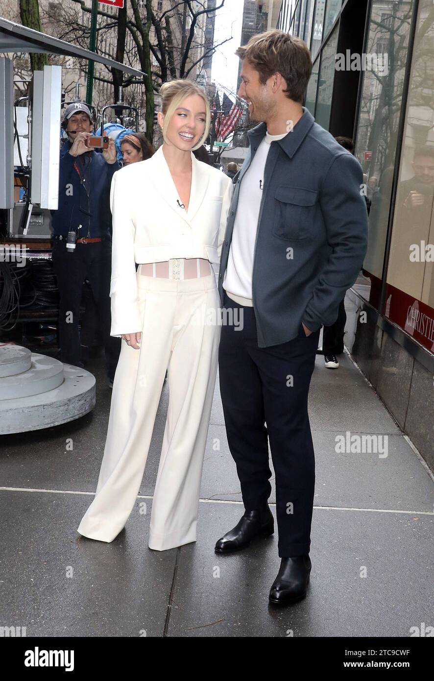 NEW YORK, NY- DECEMBER 11: Sydney Sweeney, Glen Powell seen at The Drew ...