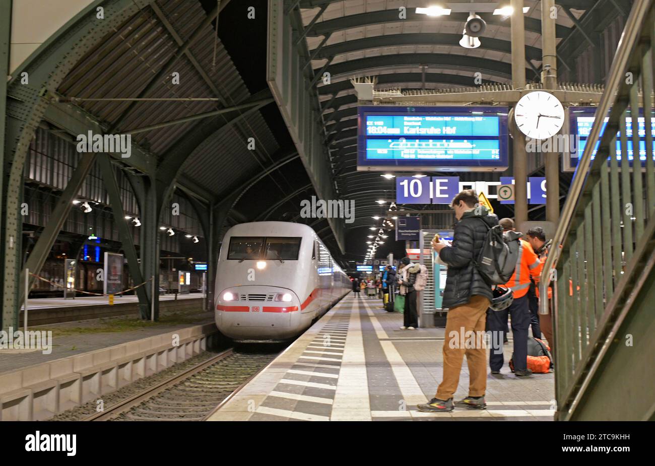 Deutschebahn ice hi-res stock photography and images - Alamy