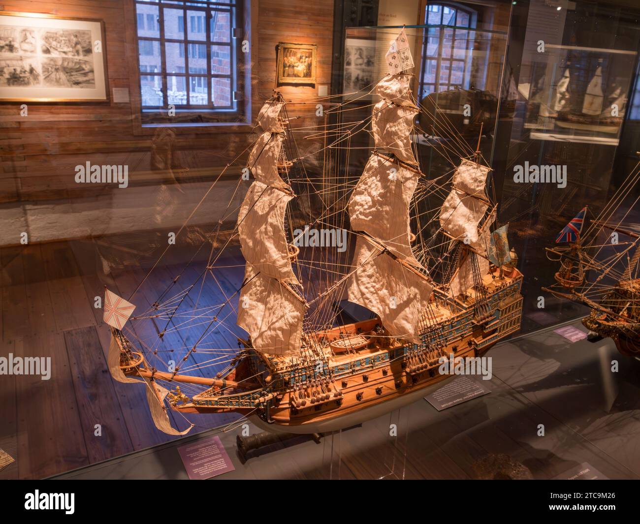 Model of English "Sovereign of the Seas" (c 1637) a 17th-century ...