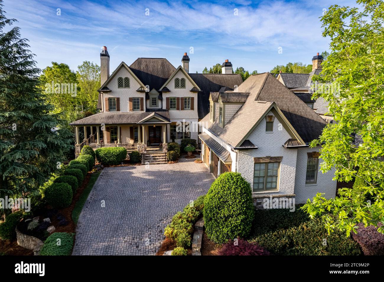 Suburban listing hi-res stock photography and images - Alamy