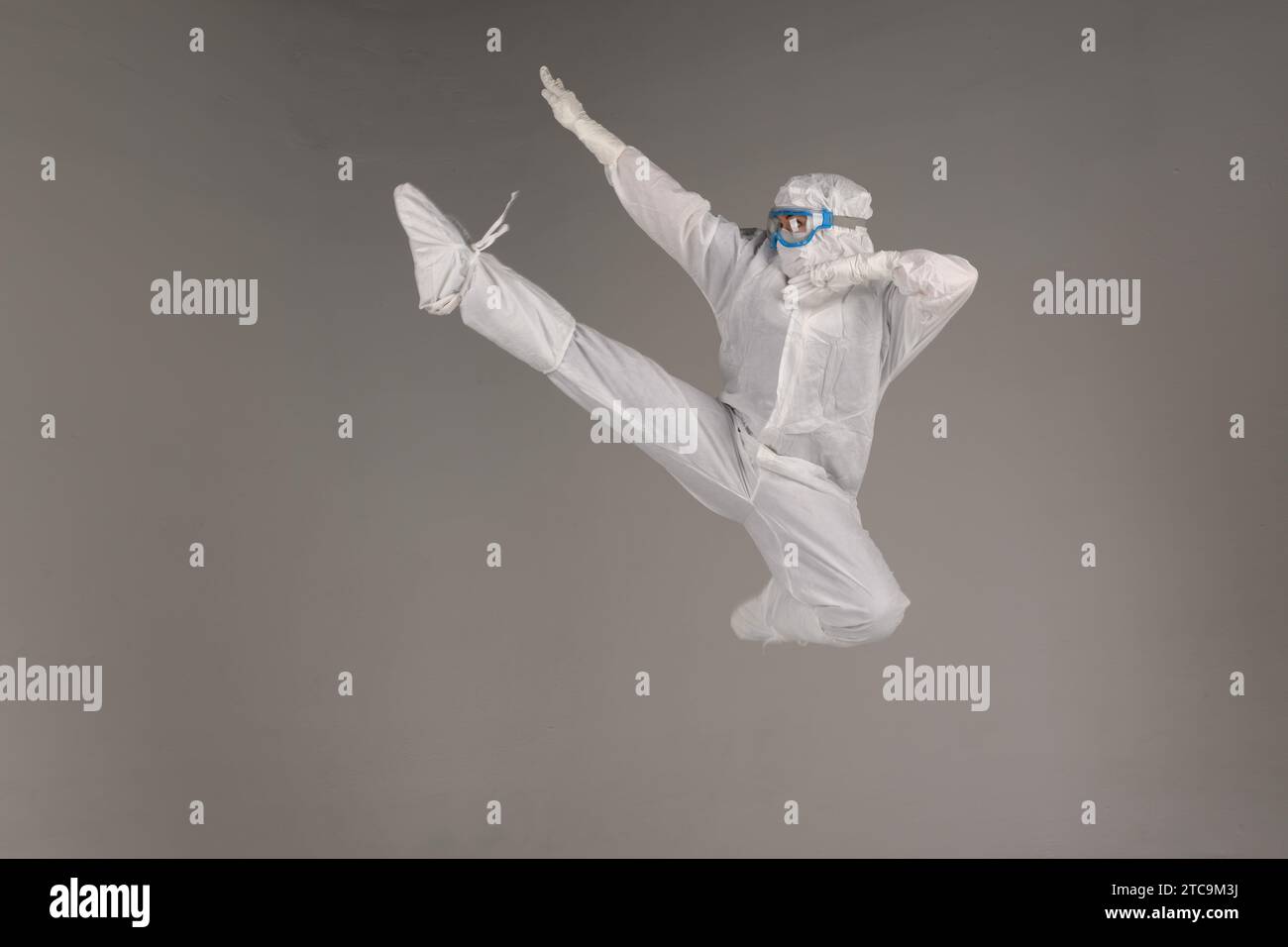 Kimtech protective clothing for lab work Stock Photo - Alamy