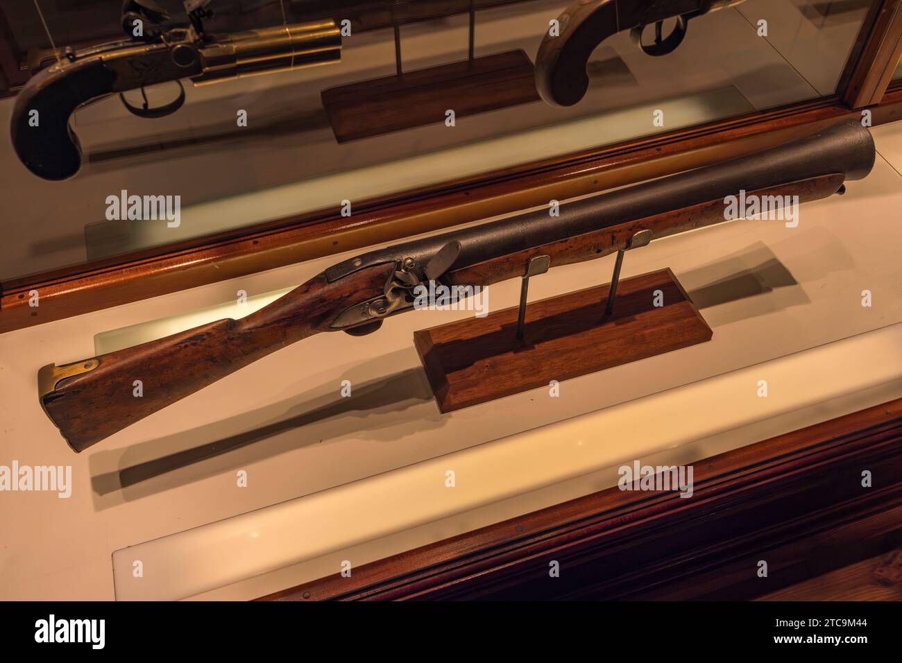 A French Steinschloss-Tromblon (1780) in the International Maritime ...