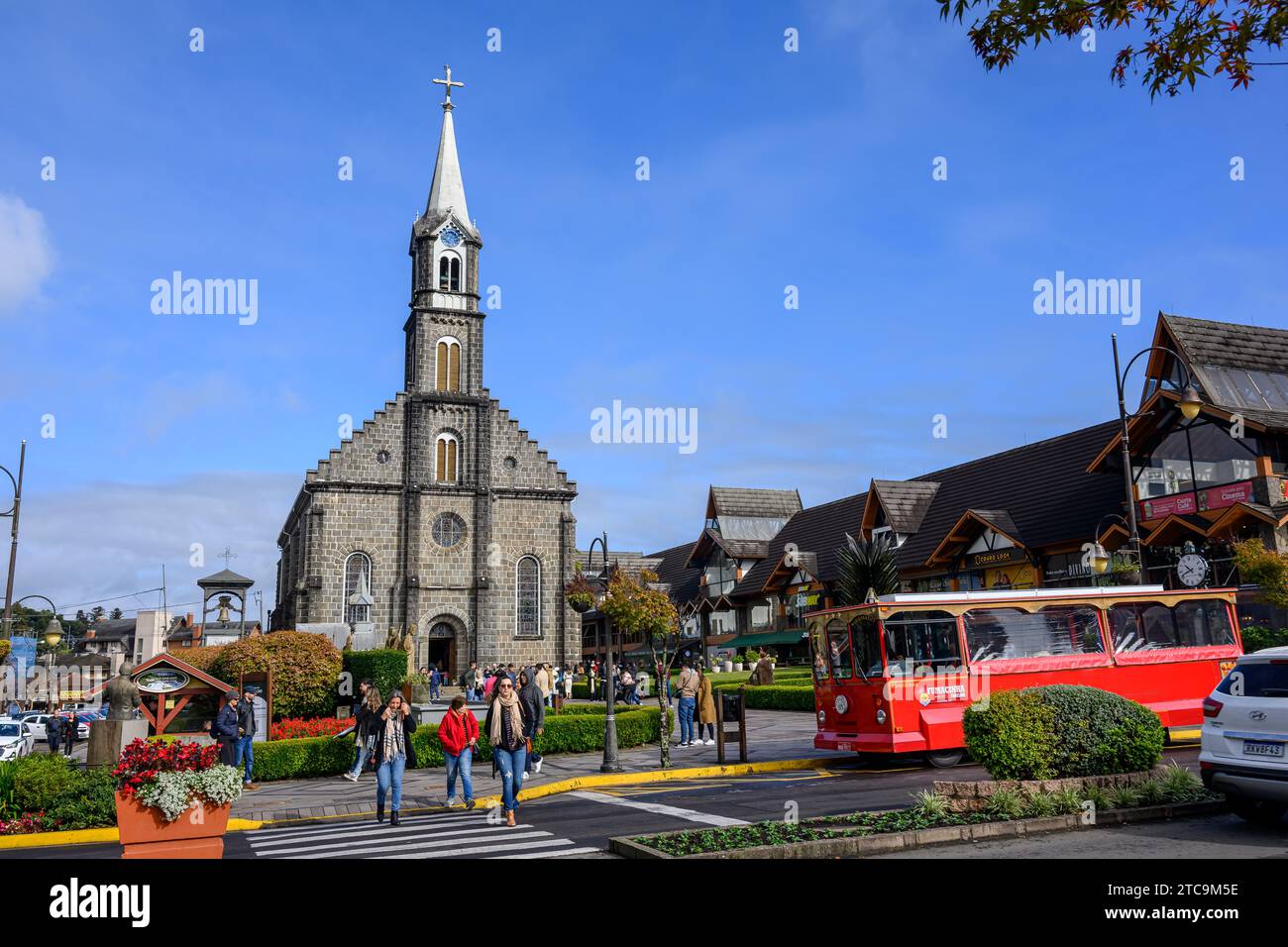 Intermediaria hi-res stock photography and images - Alamy